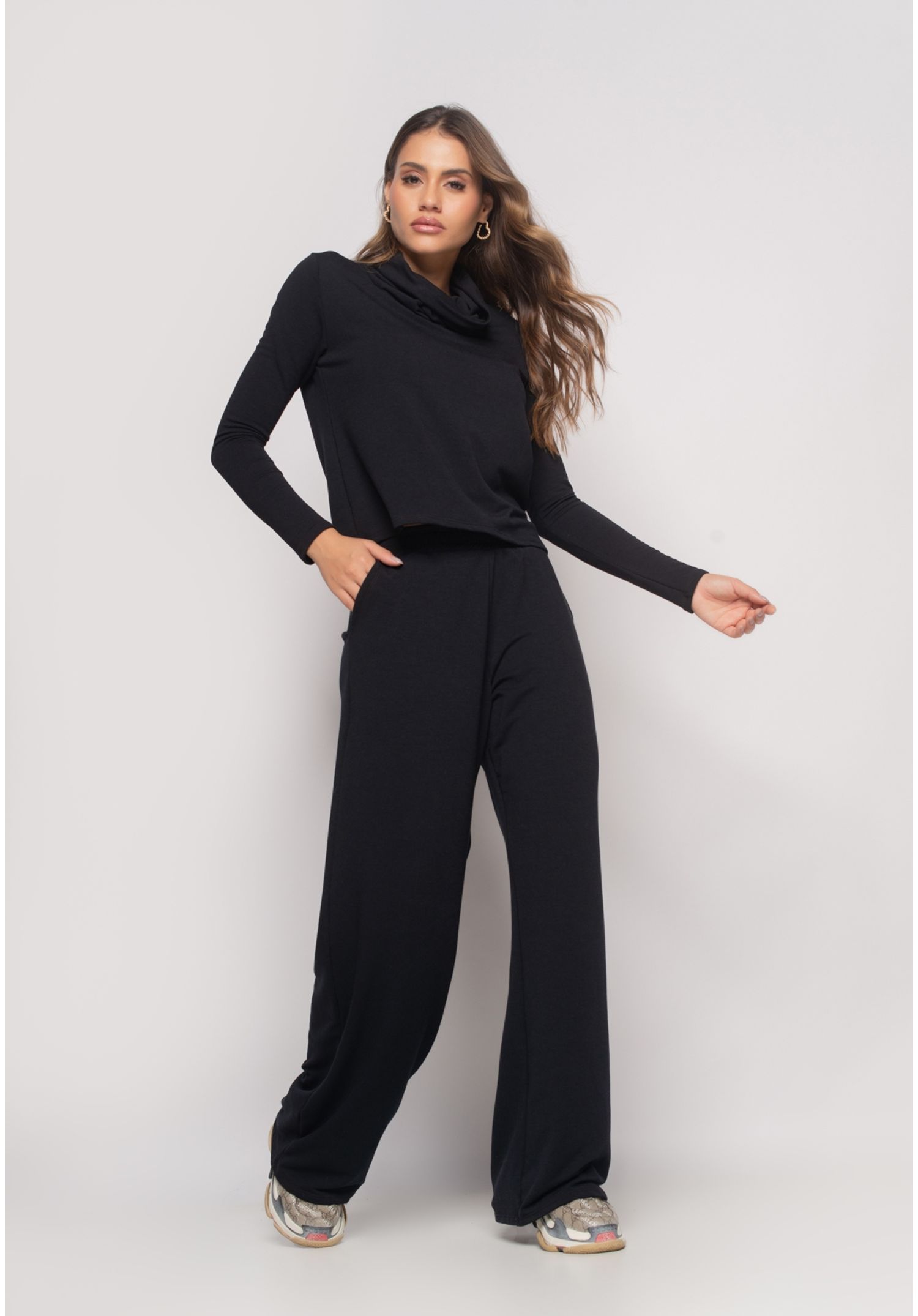 Conjunto Blusa Golão e Wide Leg Moletinho Salvatore Preto - salvatore